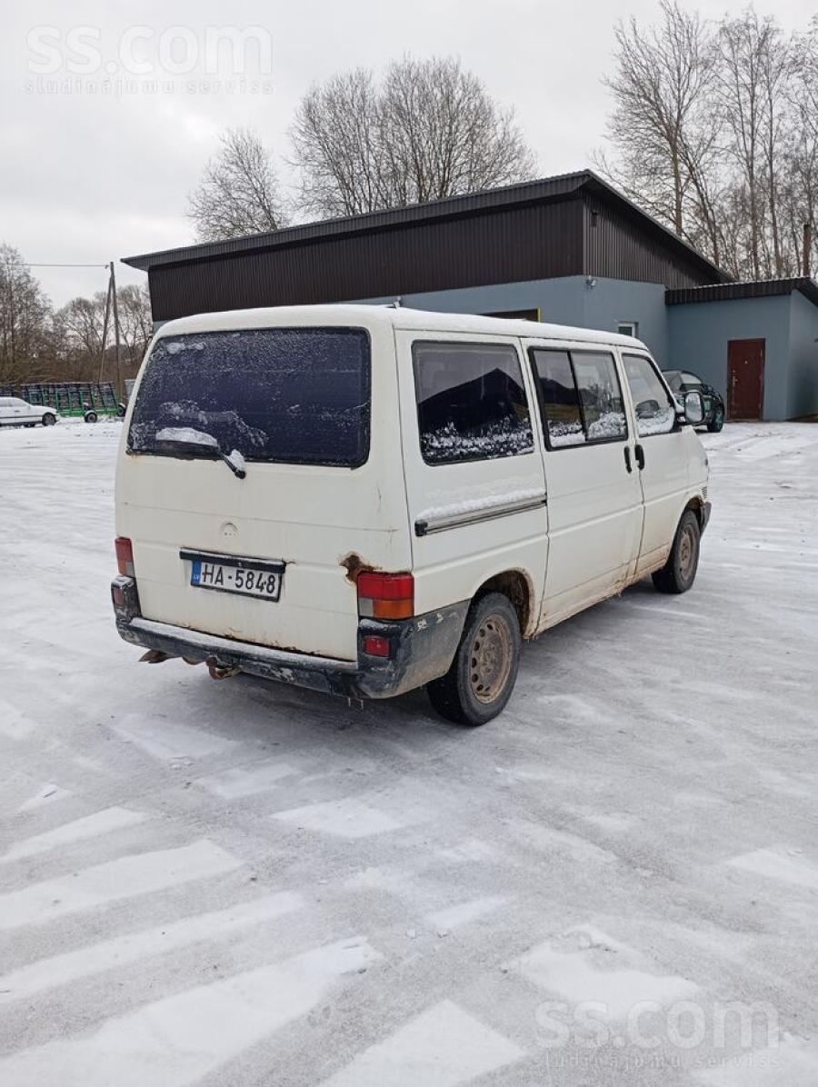 White Volkswagen T4 1996 in Rezekne, with an engine capacity of 2.50 L and mileage of 642 thousand km for 1750 €, photo 2 on AUTOMOTO.COM.LV