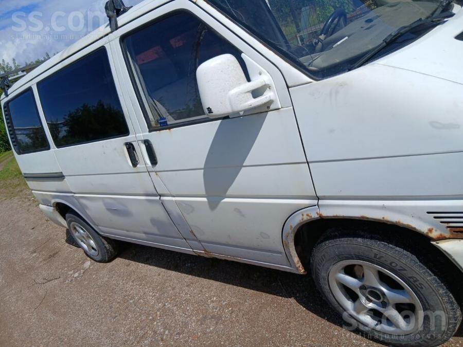 White Volkswagen T4 1996 in Jelgava, with an engine capacity of 2.50 L and mileage of 500 thousand km for 1699 €, photo 3 on AUTOMOTO.COM.LV
