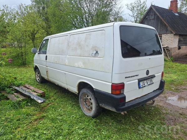 Белый Фольксваген Т4 1998 в Екабпилс, объемом двигателя 2.40 л и пробегом 614 тыс. км за 1900 €, фото 6 на AUTOMOTO.COM.LV