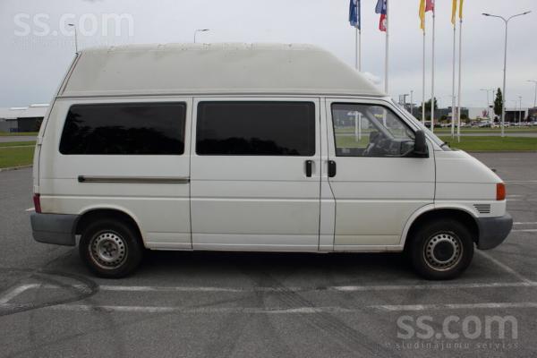Balts Volkswagen T4 1998 Rīga, ar dzinēja tilpumu 2.40 L un nobraukumu 378 tūkst. km par 3800 €, foto 4 vietnē AUTOMOTO.COM.LV