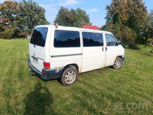 White Volkswagen T4 1998 in Riga, with an engine capacity of 2.50 L and mileage of 400 thousand km for 1400 €, photo 4 on AUTOMOTO.COM.LV