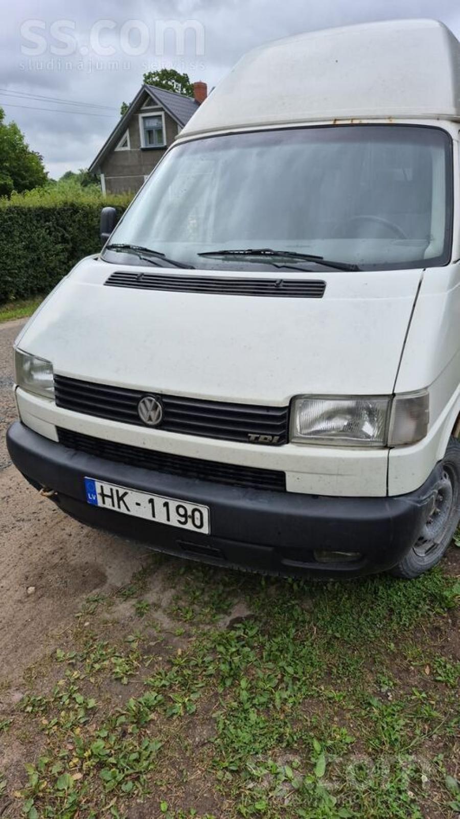 White Volkswagen T4 1999 in Kuldiga, with an engine capacity of 2.50 L and mileage of 455 thousand km for 1500 €, photo 1 on AUTOMOTO.COM.LV