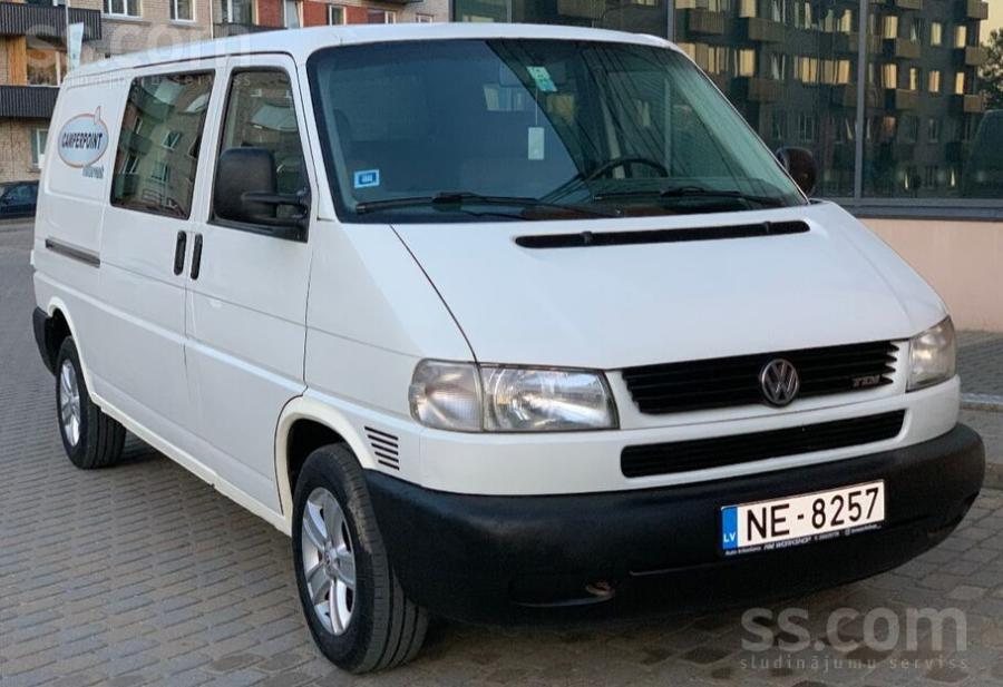 White Volkswagen T4 2000 in Saldus, with an engine capacity of 2.50 L and mileage of 364 thousand km for 1450 €, photo 1 on AUTOMOTO.COM.LV