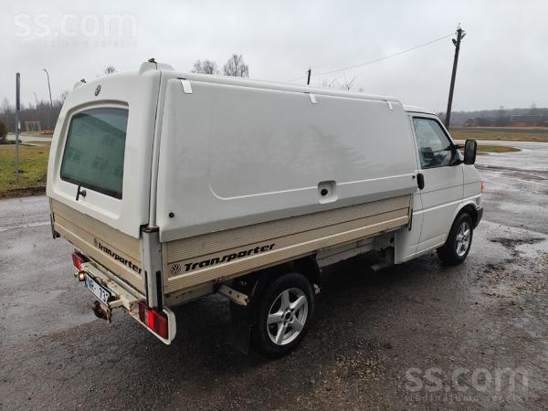 Balts Volkswagen T4 2000 Preiļi, ar dzinēja tilpumu 1.90 L un nobraukumu 181 tūkst. km par 3100 €, foto 3 vietnē AUTOMOTO.COM.LV