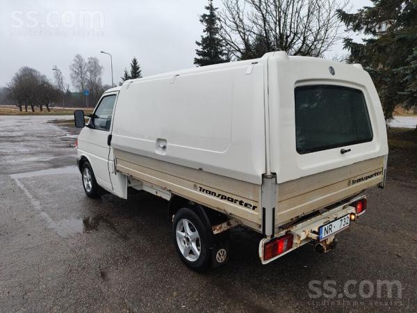 Balts Volkswagen T4 2000 Preiļi, ar dzinēja tilpumu 1.90 L un nobraukumu 181 tūkst. km par 3100 €, foto 4 vietnē AUTOMOTO.COM.LV