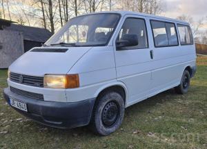 Balts Volkswagen T4 2000 Tukums, ar dzinēja tilpumu 2.50 L un nobraukumu 500 tūkst. km par 1800 €, foto  vietnē AUTOMOTO.COM.LV