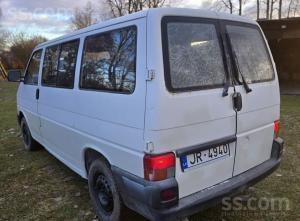 Balts Volkswagen T4 2000 Tukums, ar dzinēja tilpumu 2.50 L un nobraukumu 500 tūkst. km par 1800 €, foto 4 vietnē AUTOMOTO.COM.LV