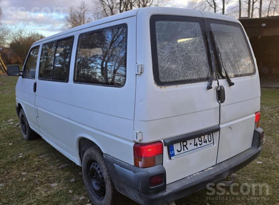 Balts Volkswagen T4 2000 Tukums, ar dzinēja tilpumu 2.50 L un nobraukumu 500 tūkst. km par 1800 €, foto 4 vietnē AUTOMOTO.COM.LV