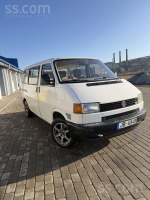 Balts Volkswagen T4 2000 Liepāja, ar dzinēja tilpumu 2.50 L un nobraukumu 443 tūkst. km par 2290 €, foto  vietnē AUTOMOTO.COM.LV