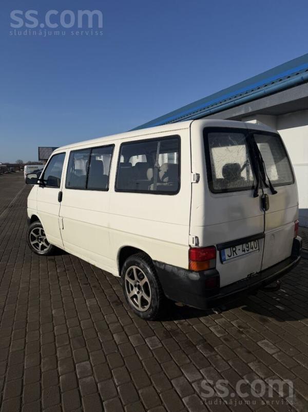 Balts Volkswagen T4 2000 Liepāja, ar dzinēja tilpumu 2.50 L un nobraukumu 443 tūkst. km par 2290 €, foto 3 vietnē AUTOMOTO.COM.LV