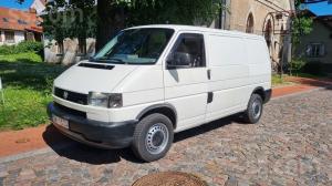 Balts Volkswagen T4 2000 Cēsis, ar dzinēja tilpumu 1.90 L un nobraukumu 243 tūkst. km par 5390 €, foto 5 vietnē AUTOMOTO.COM.LV