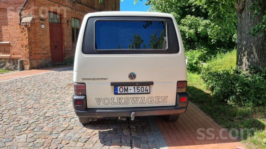 Balts Volkswagen T4 2000 Cēsis, ar dzinēja tilpumu 1.90 L un nobraukumu 243 tūkst. km par 5390 €, foto 7 vietnē AUTOMOTO.COM.LV