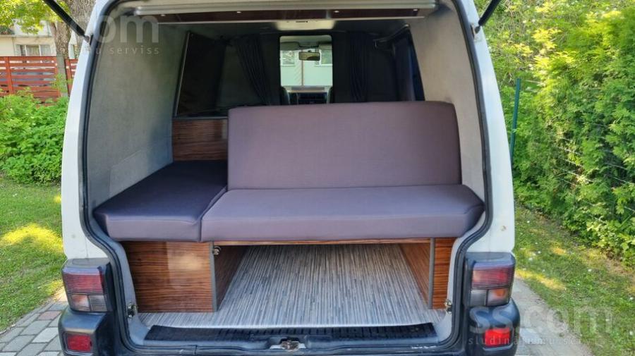 Balts Volkswagen T4 2000 Cēsis, ar dzinēja tilpumu 1.90 L un nobraukumu 243 tūkst. km par 5390 €, foto 13 vietnē AUTOMOTO.COM.LV