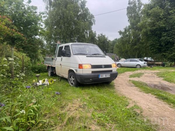 White Volkswagen T4 2000 in Riga, with an engine capacity of 1.90 L and mileage of 256 thousand km for 3100 €, photo 6 on AUTOMOTO.COM.LV