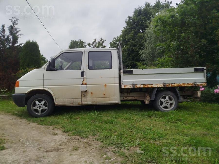 White Volkswagen T4 2000 in Riga, with an engine capacity of 1.90 L and mileage of 256 thousand km for 3100 €, photo 12 on AUTOMOTO.COM.LV