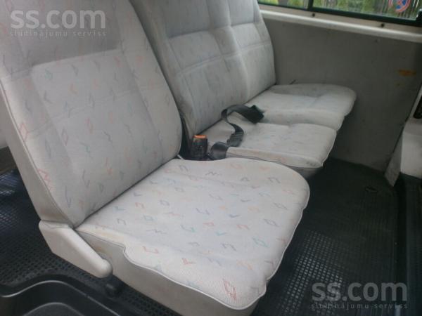 Balts Volkswagen T4 2000 Ogre, ar dzinēja tilpumu 2.50 L un nobraukumu 281 tūkst. km par 4199 €, foto 10 vietnē AUTOMOTO.COM.LV