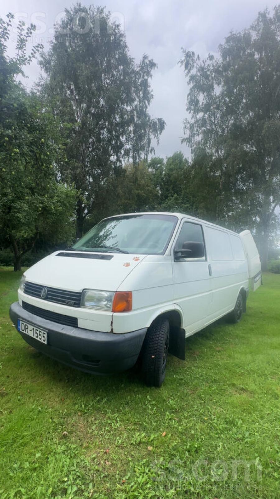 White Volkswagen T4 2000 in Liepaja, with an engine capacity of 2.40 L and mileage of 635 thousand km for 2400 €, photo 3 on AUTOMOTO.COM.LV