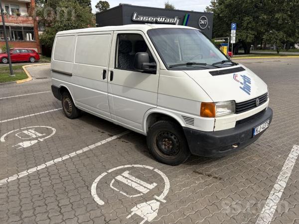 Balts Volkswagen T4 2000 Limbaži, ar dzinēja tilpumu 2.50 L un nobraukumu 352 tūkst. km par 3300 €, foto 1 vietnē AUTOMOTO.COM.LV