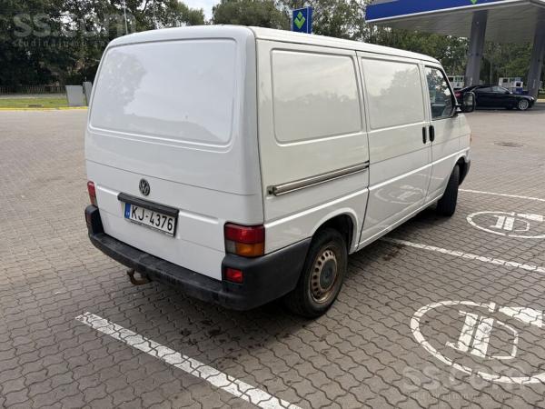 Balts Volkswagen T4 2000 Limbaži, ar dzinēja tilpumu 2.50 L un nobraukumu 352 tūkst. km par 3300 €, foto 4 vietnē AUTOMOTO.COM.LV