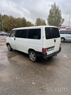 Белый Фольксваген Т4 2000 в Вентспилс, объемом двигателя 2.50 л и пробегом 601 тыс. км за 1100 €, фото 4 на AUTOMOTO.COM.LV