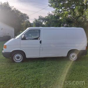 Balts Volkswagen T4 2001 Rīga, ar dzinēja tilpumu 2.50 L un nobraukumu 262 tūkst. km par 3150 €, foto 4 vietnē AUTOMOTO.COM.LV