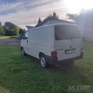 Balts Volkswagen T4 2001 Rīga, ar dzinēja tilpumu 2.50 L un nobraukumu 262 tūkst. km par 3150 €, foto 5 vietnē AUTOMOTO.COM.LV