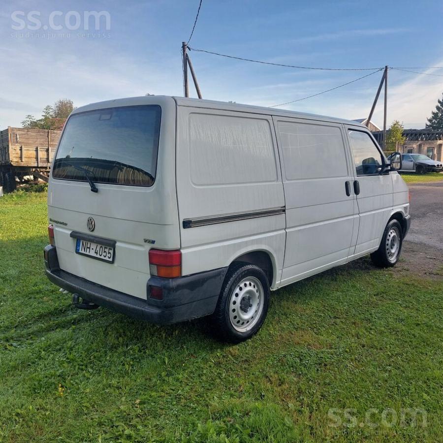 Balts Volkswagen T4 2001 Rīga, ar dzinēja tilpumu 2.50 L un nobraukumu 262 tūkst. km par 3150 €, foto 6 vietnē AUTOMOTO.COM.LV