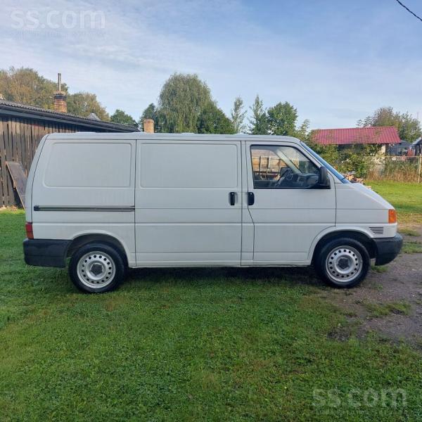 Balts Volkswagen T4 2001 Rīga, ar dzinēja tilpumu 2.50 L un nobraukumu 262 tūkst. km par 3150 €, foto 7 vietnē AUTOMOTO.COM.LV