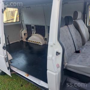 Balts Volkswagen T4 2001 Rīga, ar dzinēja tilpumu 2.50 L un nobraukumu 262 tūkst. km par 3150 €, foto 9 vietnē AUTOMOTO.COM.LV