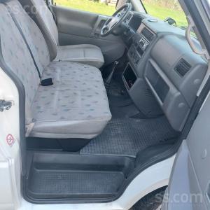 Balts Volkswagen T4 2001 Rīga, ar dzinēja tilpumu 2.50 L un nobraukumu 262 tūkst. km par 3150 €, foto 10 vietnē AUTOMOTO.COM.LV