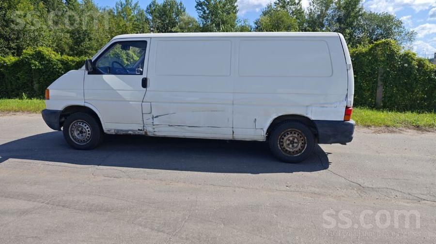 Balts Volkswagen T4 2001 Rīga, ar dzinēja tilpumu 2.50 L un nobraukumu 324 tūkst. km par 2650 €, foto 1 vietnē AUTOMOTO.COM.LV