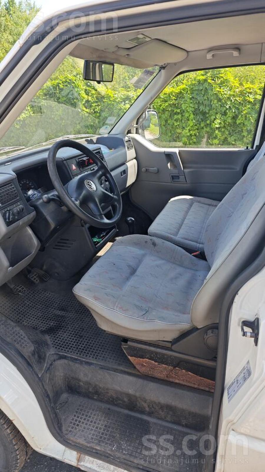 Balts Volkswagen T4 2001 Rīga, ar dzinēja tilpumu 2.50 L un nobraukumu 324 tūkst. km par 2650 €, foto 6 vietnē AUTOMOTO.COM.LV