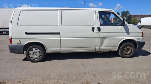 Белый Фольксваген Т4 2001 в Рига, объемом двигателя 2.50 л и пробегом 324 тыс. км за 2650 €, фото 9 на AUTOMOTO.COM.LV