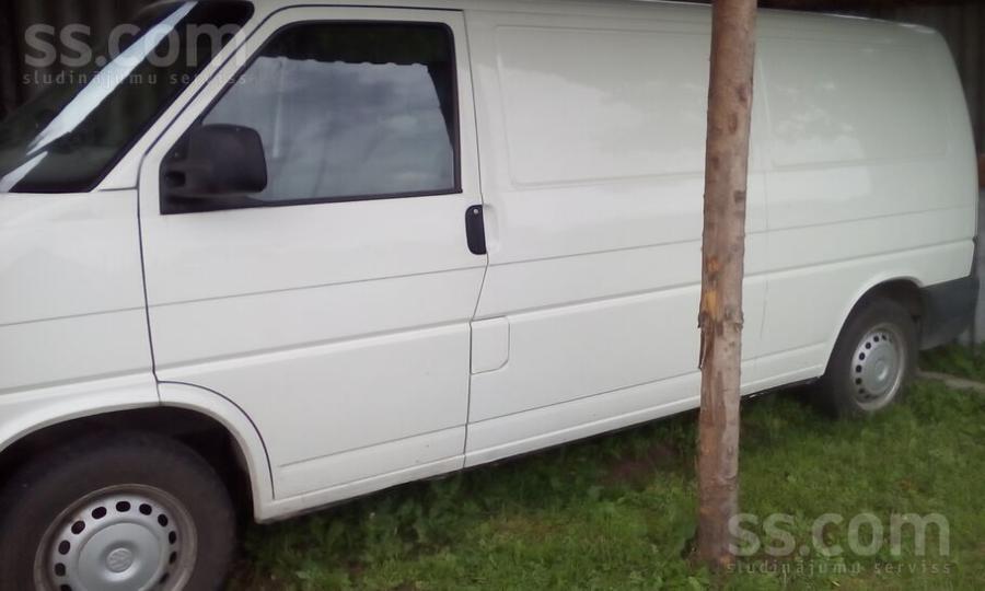 Белый Фольксваген Т4 2002 в Прейли, объемом двигателя 2.50 л и пробегом 203 тыс. км за 5500 €, фото 3 на AUTOMOTO.COM.LV