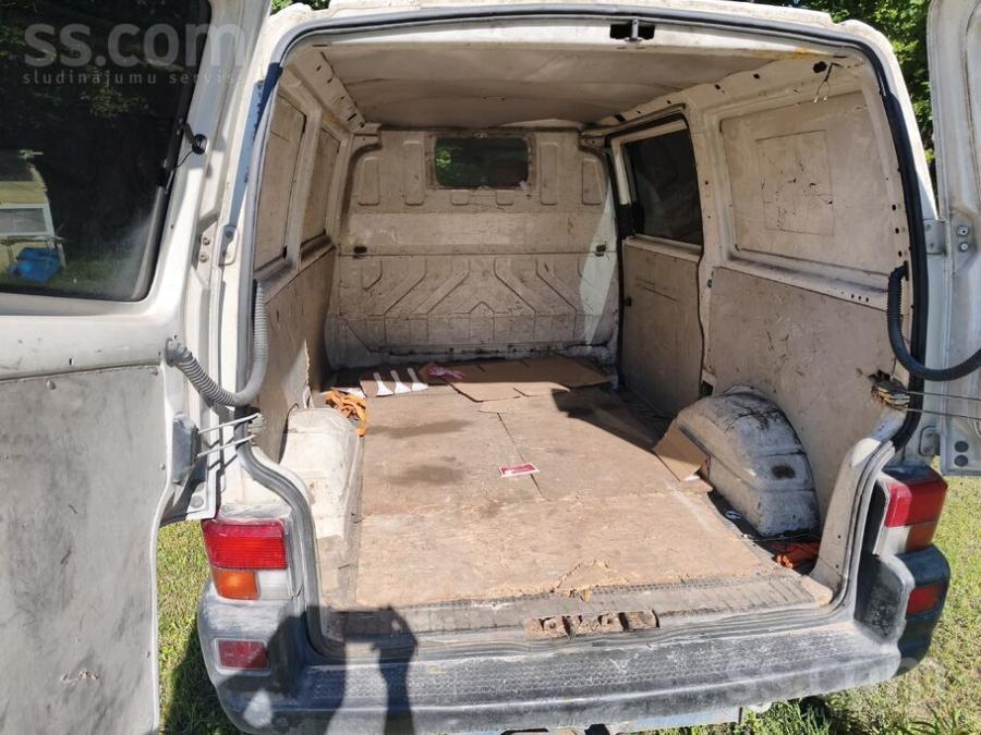 Белый Фольксваген Т4 2002 в Тукумс, объемом двигателя 1.90 л и пробегом 476 тыс. км за 1650 €, фото 5 на AUTOMOTO.COM.LV