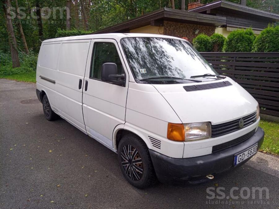 White Volkswagen T4 2002 in Jurmala, with an engine capacity of 2.50 L and mileage of 234 thousand km for 3250 €, photo 8 on AUTOMOTO.COM.LV