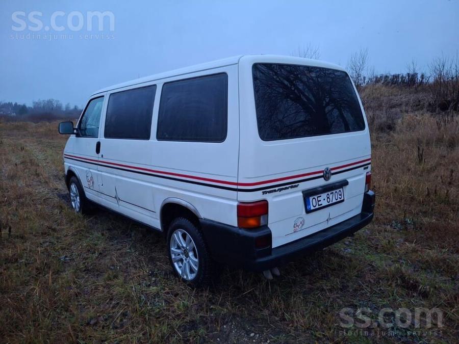 Balts Volkswagen T4 2003 Tukums, ar dzinēja tilpumu 2.50 L un nobraukumu 747 tūkst. km par 3990 €, foto 7 vietnē AUTOMOTO.COM.LV