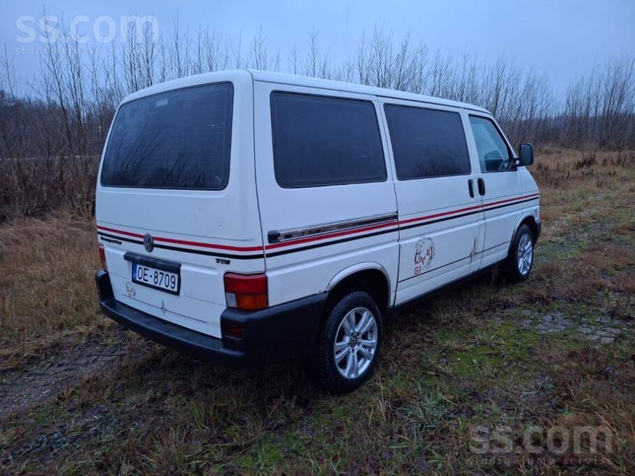 Balts Volkswagen T4 2003 Tukums, ar dzinēja tilpumu 2.50 L un nobraukumu 747 tūkst. km par 3990 €, foto 8 vietnē AUTOMOTO.COM.LV