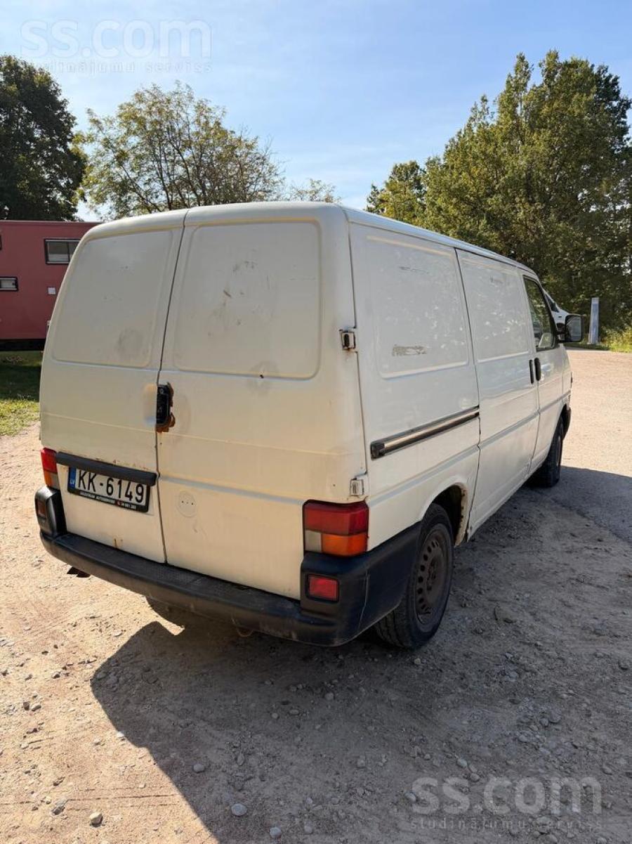 Белый Фольксваген Т4 2003 в Кулдига, объемом двигателя 2.50 л и пробегом 498 тыс. км за 2550 €, фото 4 на AUTOMOTO.COM.LV