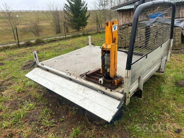 White Volkswagen T4 1994 in Riga, with an engine capacity of 2.50 L and mileage of 221 thousand km for 5000 €, photo 5 on AUTOMOTO.COM.LV