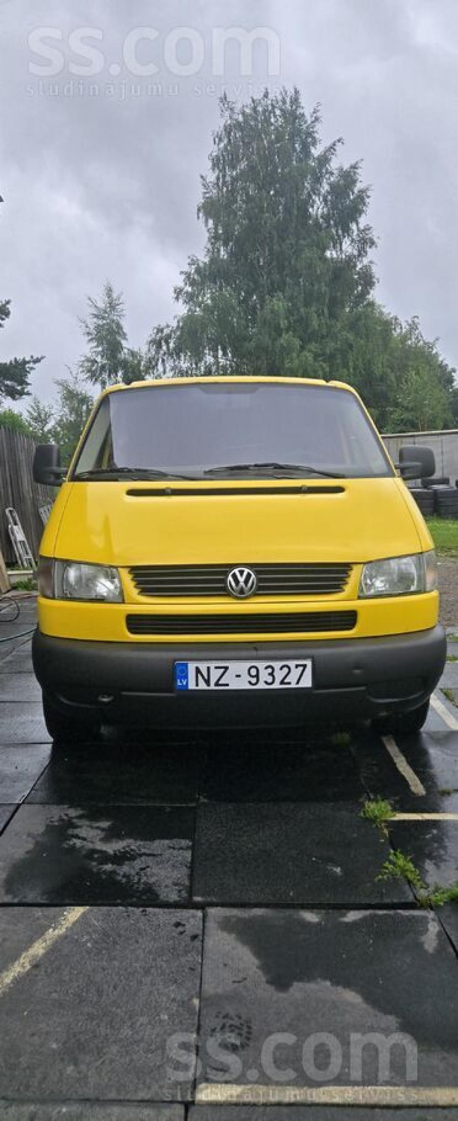 Dzeltens Volkswagen T4 2002 Tukums, ar dzinēja tilpumu 2.50 L un nobraukumu 328 tūkst. km par 4599 €, foto 3 vietnē AUTOMOTO.COM.LV