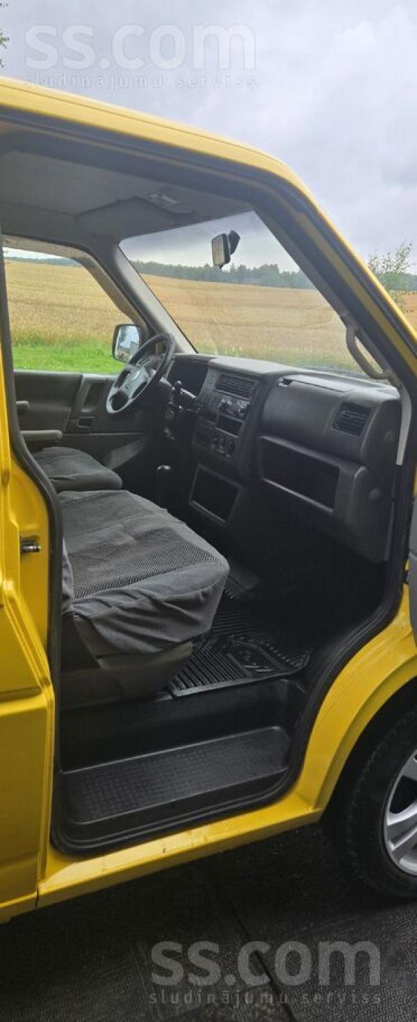 Dzeltens Volkswagen T4 2002 Tukums, ar dzinēja tilpumu 2.50 L un nobraukumu 328 tūkst. km par 4599 €, foto 10 vietnē AUTOMOTO.COM.LV
