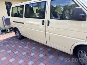Yellow Volkswagen T4 2003 in Riga, with an engine capacity of 2.50 L and mileage of 599 thousand km for 6900 €, photo 3 on AUTOMOTO.COM.LV