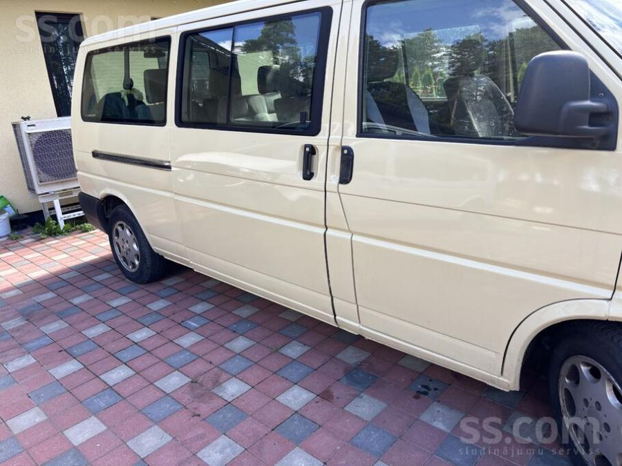 Yellow Volkswagen T4 2003 in Riga, with an engine capacity of 2.50 L and mileage of 599 thousand km for 6900 €, photo 3 on AUTOMOTO.COM.LV