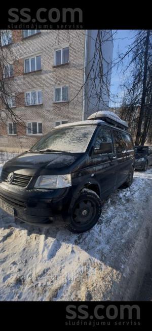 Melns Volkswagen T5 2006 Rīga, ar dzinēja tilpumu 1.90 L un nobraukumu 450 tūkst. km par 6500 €, foto 3 vietnē AUTOMOTO.COM.LV