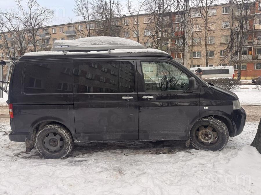 Melns Volkswagen T5 2006 Rīga, ar dzinēja tilpumu 1.90 L un nobraukumu 450 tūkst. km par 6500 €, foto 7 vietnē AUTOMOTO.COM.LV