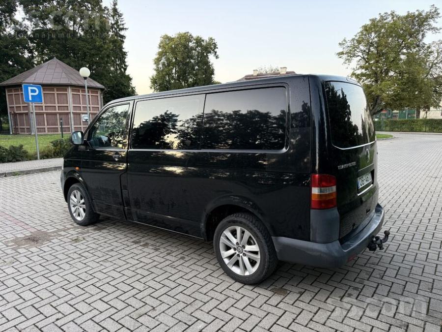 Melns Volkswagen T5 2006 Kuldīga, ar dzinēja tilpumu 1.90 L un nobraukumu 37 tūkst. km par 4300 €, foto 6 vietnē AUTOMOTO.COM.LV