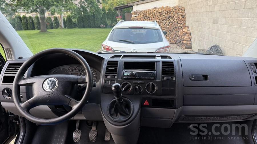 Melns Volkswagen T5 2006 Kuldīga, ar dzinēja tilpumu 1.90 L un nobraukumu 37 tūkst. km par 4300 €, foto 8 vietnē AUTOMOTO.COM.LV