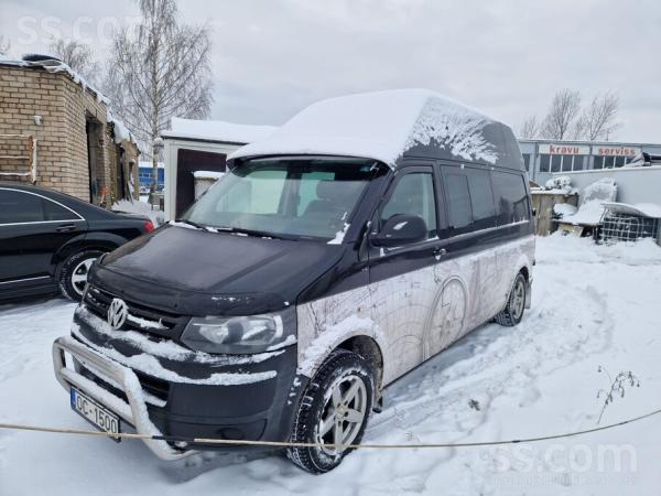 Black Volkswagen T5 2014 in Riga, with an engine capacity of 2.00 L and mileage of 26 thousand km for 15000 €, photo 4 on AUTOMOTO.COM.LV