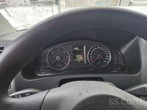 Black Volkswagen T5 2014 in Riga, with an engine capacity of 2.00 L and mileage of 293 thousand km for 12200 €, photo 12 on AUTOMOTO.COM.LV